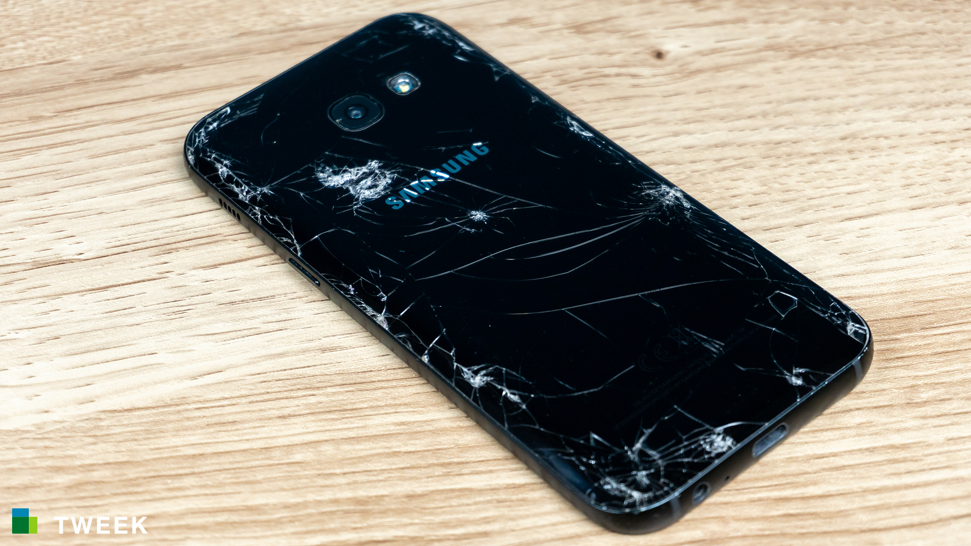 Barst in de achterkant van jouw telefoon?